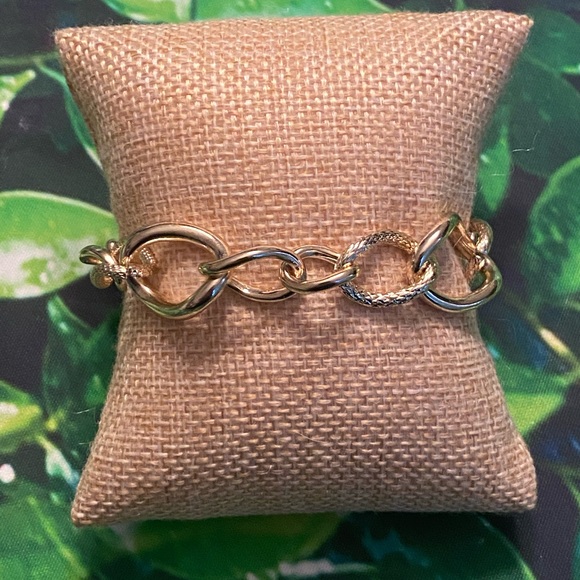LOFT | Jewelry | Nwt Loft Gold Link Bracelet | Poshmark